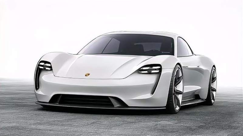 杭州郊区练车,手动挡汽车还真是有点手忙脚乱,离合刹车油门怎么配合...