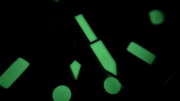 东方双狮300米饱和潜水表