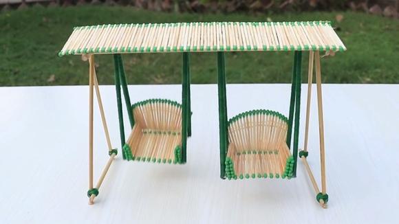 制作一个荡秋千模型,放在家里非常当装饰品