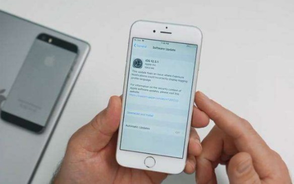 苹果老设备想升iOS12.5先别急,升了就回不去了!