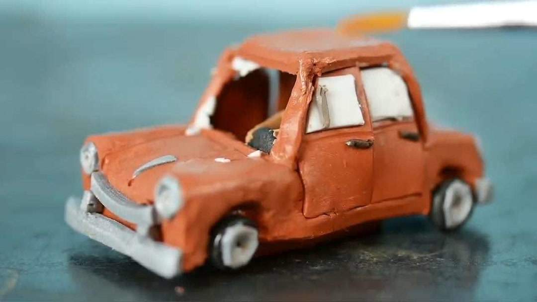 手办: 用聚合物黏土制作汽车模型!