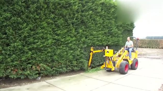 专业的园林绿篱修剪机,减少人工的劳动强度!