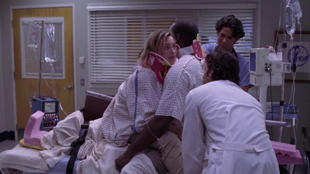 实习医生格蕾04:一根钢管贯穿两人,你永远不知道意外什么时候来