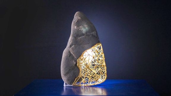 精致的迷你假山台灯,国外小伙用3D打印笔制作而成,一起来见识下