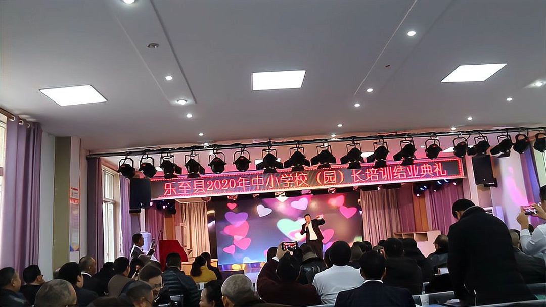 乐至县校长方言单口相声:中小学生交通安全教育,胜过千言万语