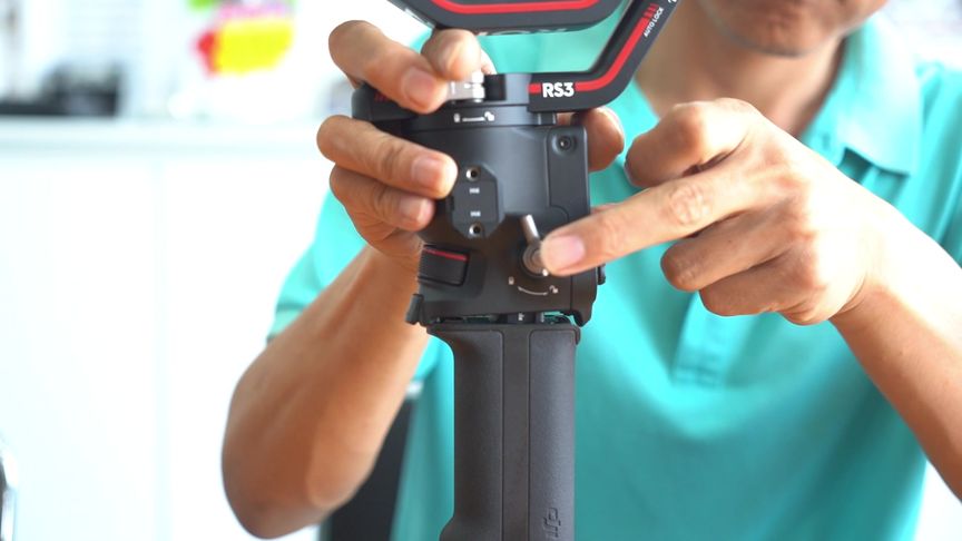 DJI RS3 RS3 PRO入门教程(1)连接云台主体#大疆 #东营