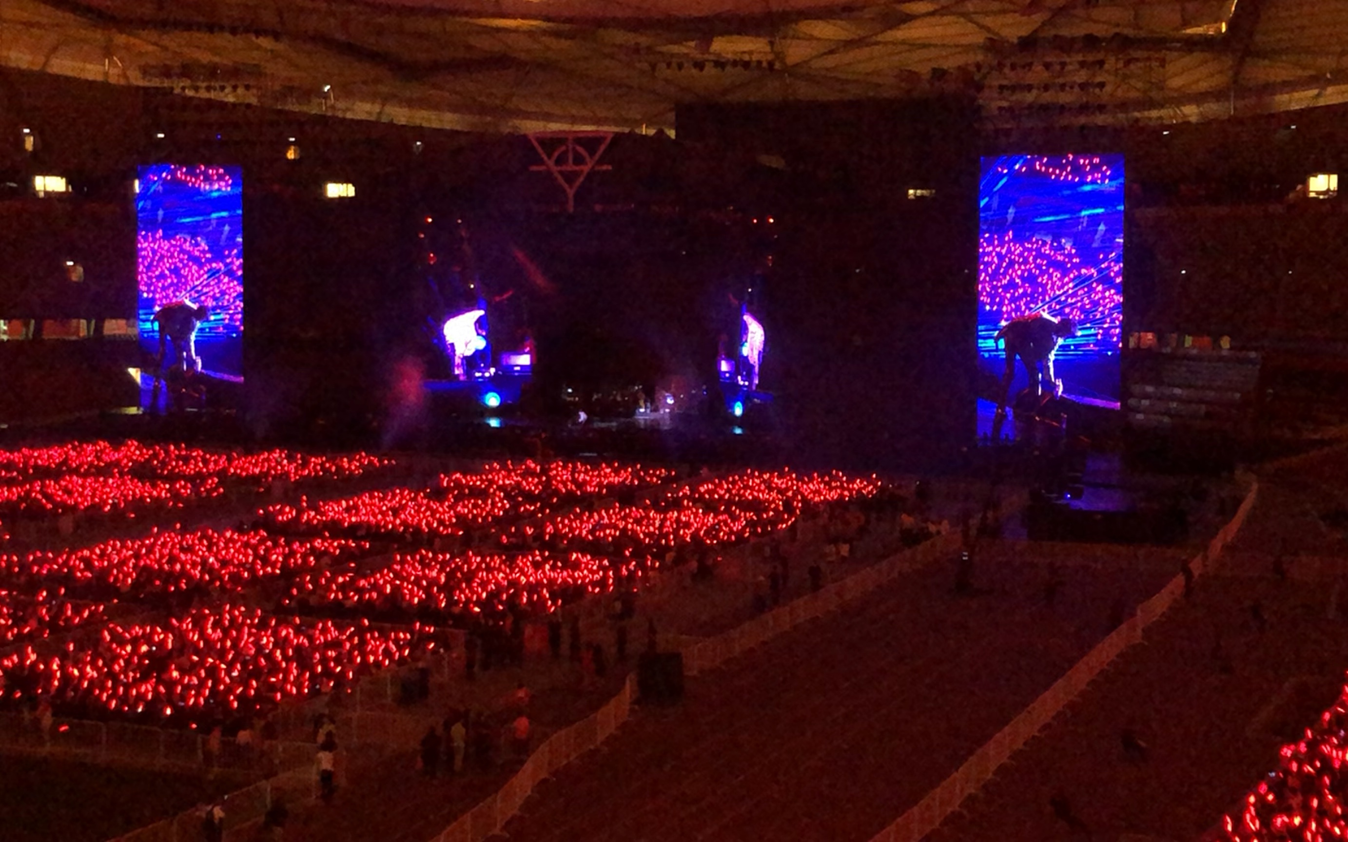 华晨宇鸟巢演唱会 我管你 超嗨舞台!燃炸了!