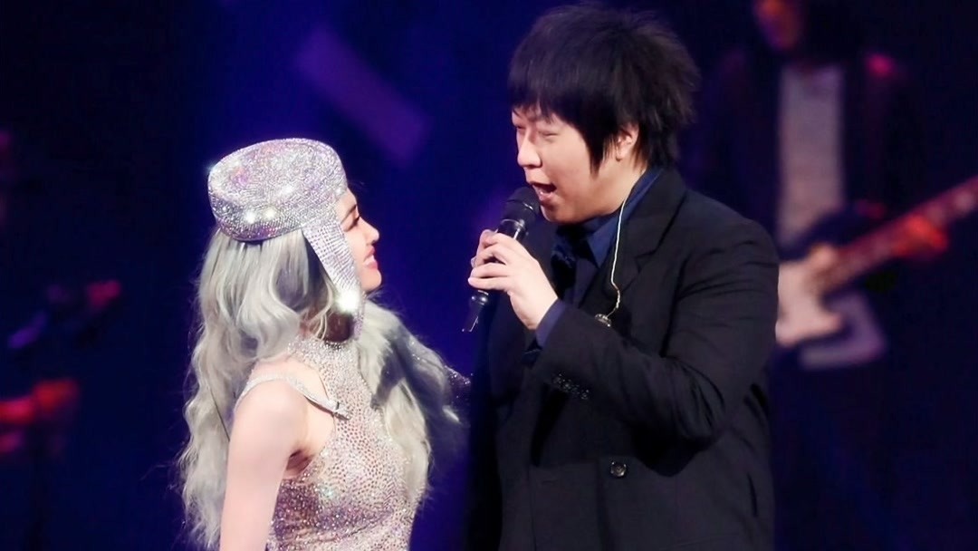 五月天助阵蔡依林小巨蛋演唱会,阿信Jolin合唱《天空》!