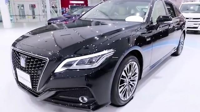 丰田皇冠3.5混动 外观内饰展示