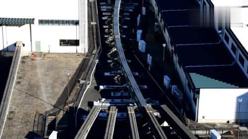 单轨列车是如何变道的?这个视频解开我多年的疑惑!