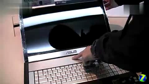 华硕 N75笔记本电脑开箱视频介绍