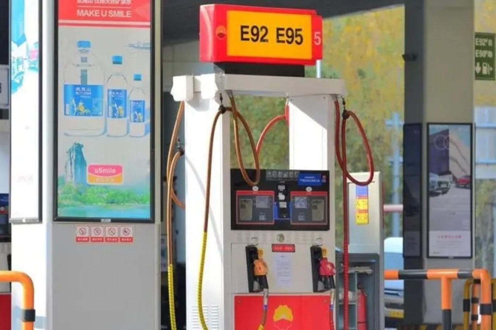 下周五晚调价!国际油价2天累计涨超5%,国内油价由跌转为搁浅