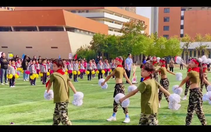 中小学生运动会舞蹈,我们准备着啦啦操 元旦舞蹈 开场舞 运动会开幕...