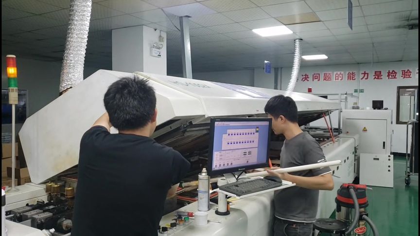 搬砖了,#自动化设备 #smt贴片加工