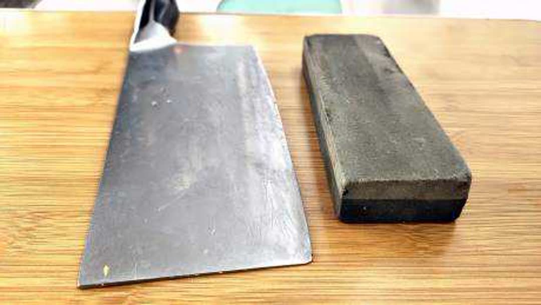 磨刀要横磨还是竖磨?原来一直做错了,牢记正确方法,锋利更耐用