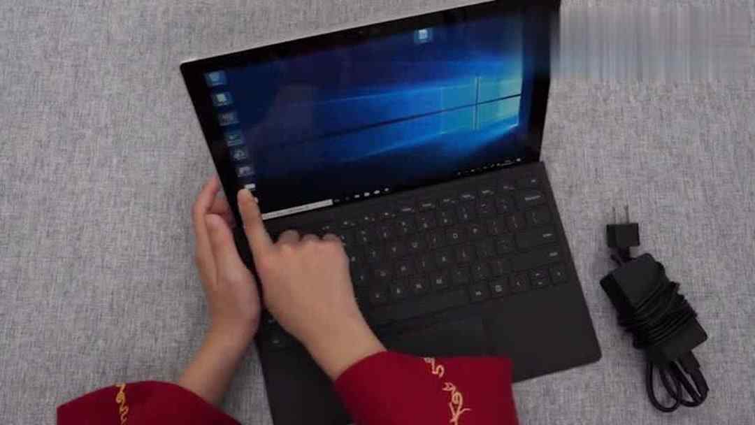 5099元买的微软SurfacePro4平板开箱:我了个去,这真不是电脑?