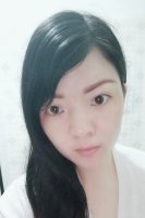 双胞胎小姐妹雅雅慧慧 