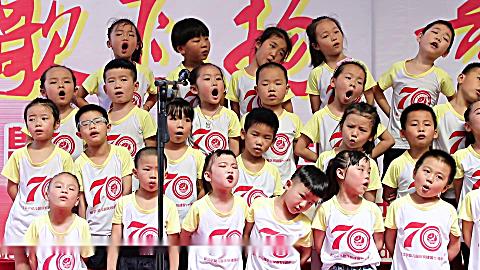 新化县爱贝尔幼儿园“红歌会暨2019届大班毕业典礼”