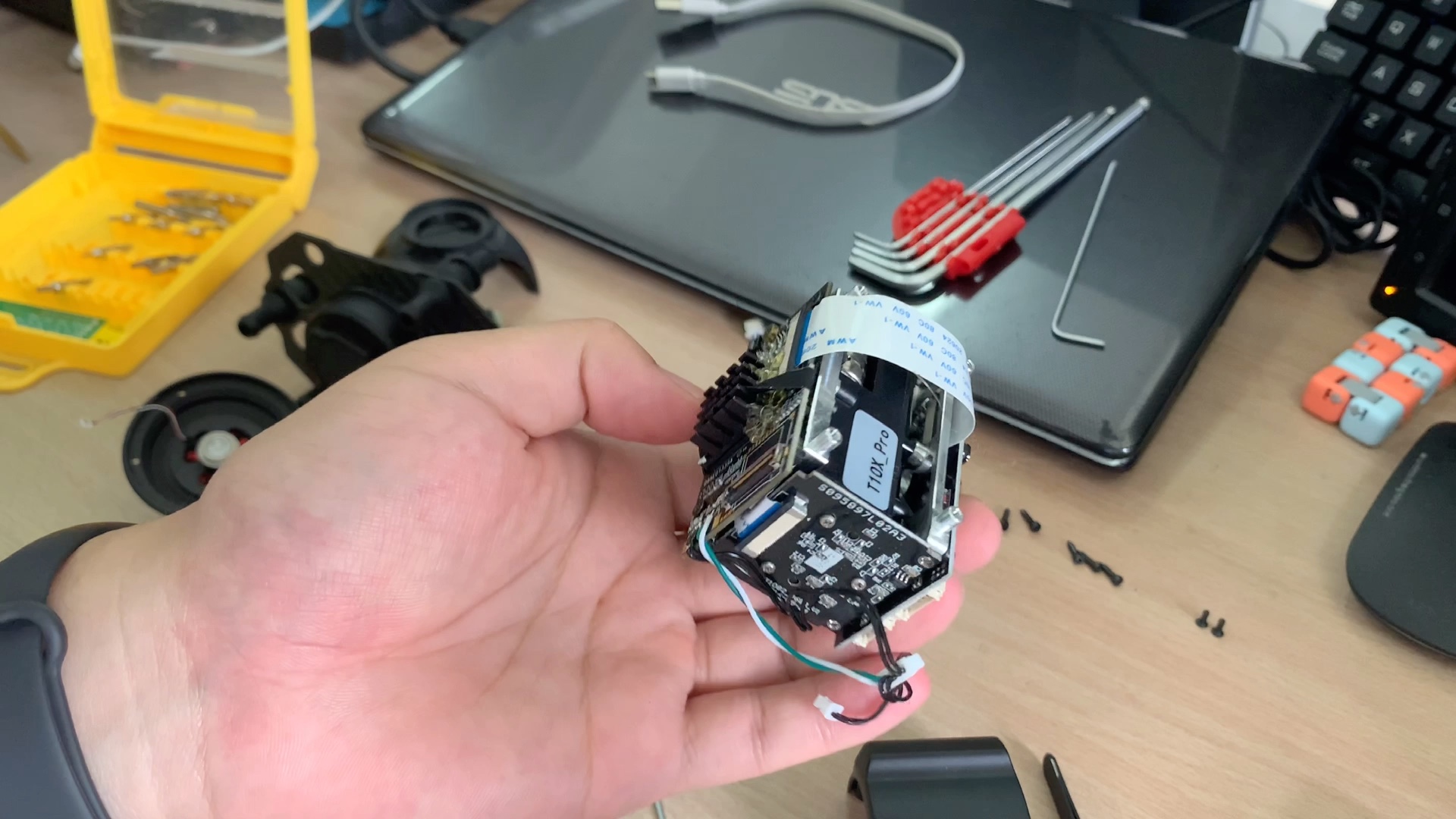 STM32大有可为,一个云台里面就继承了5块Stm32