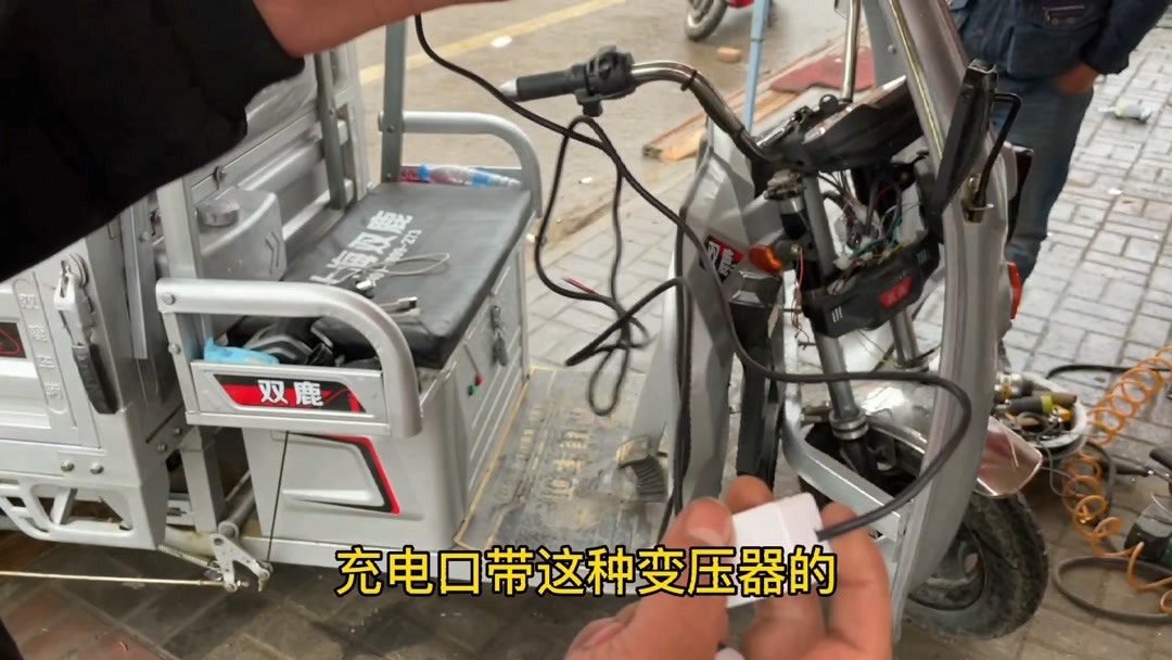 电动车安装USB充电口该怎么接线呢?师傅教你自己动手就丰衣足食