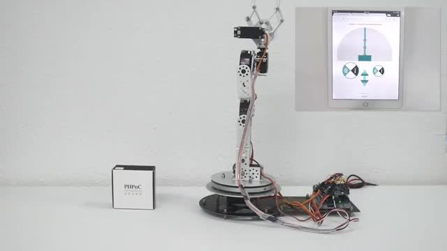 通过浏览器和arduino控制机器人新作