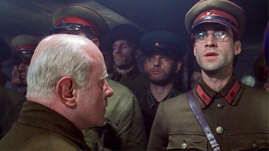 斯大林格勒战役真狠,前进是死,后退一步也是死,士兵没有活路