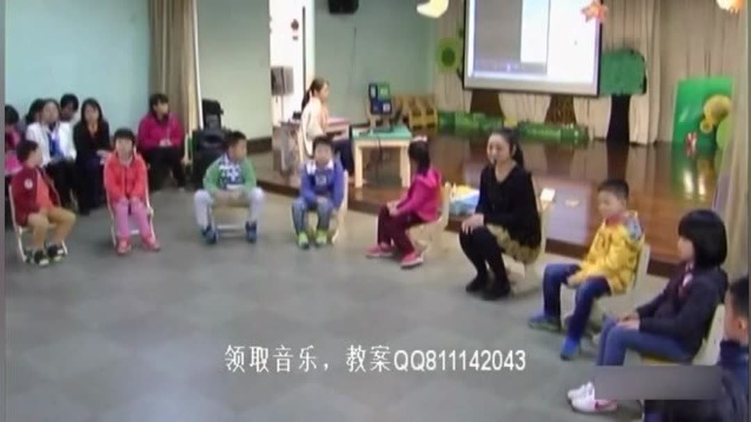 最新幼儿园律动音乐公开课大班奏乐打击乐《快乐时钟》