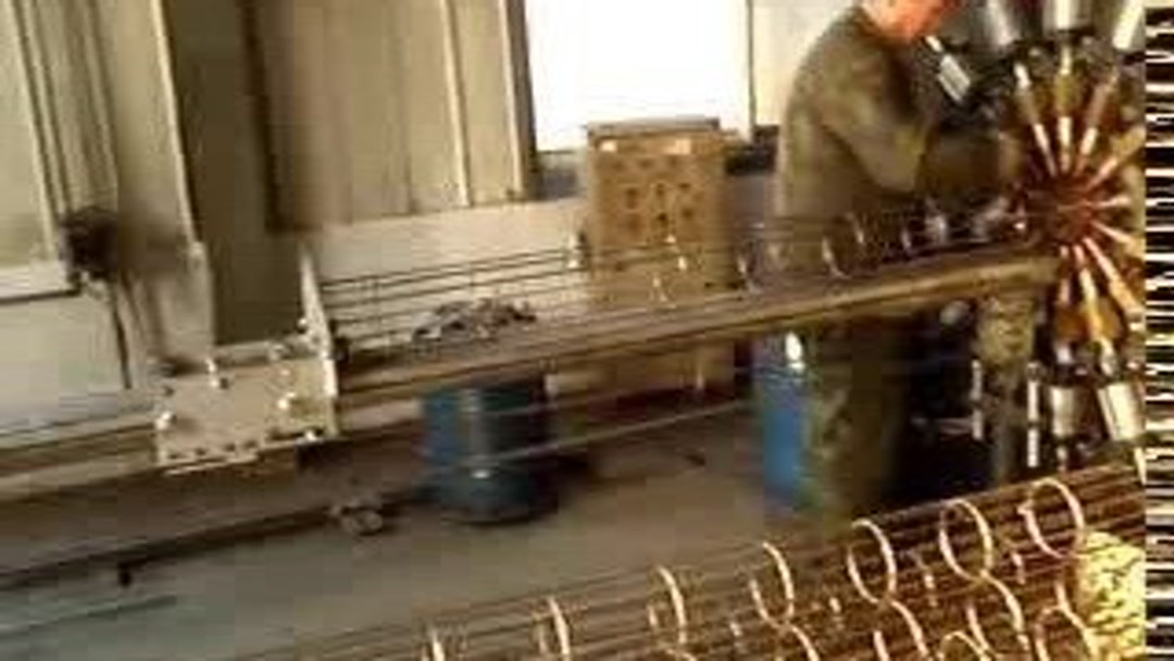 浙工数控(袋笼)骨架焊接生产线第四代