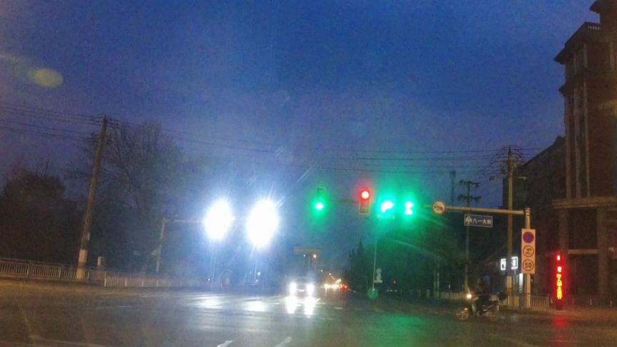 28终于开学啦健康码行程码必备为这两张纸让孩子们到处跑找彩印打