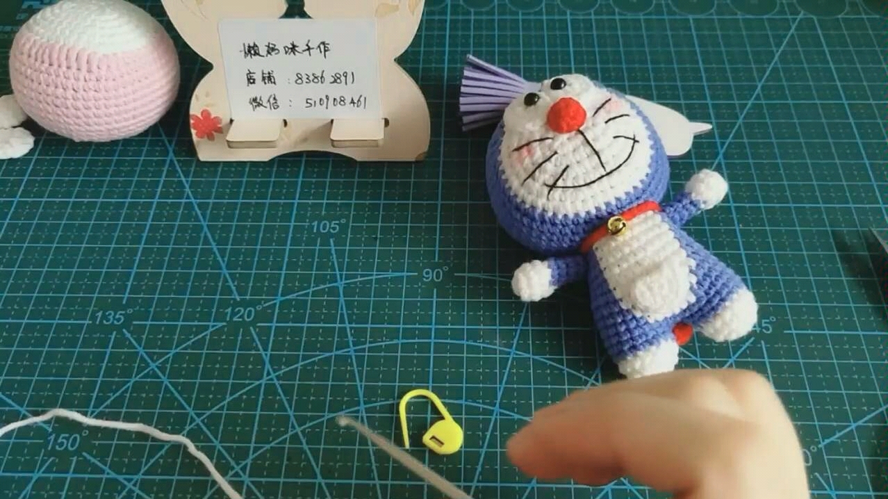 懒妈咪手作 第12集钩针编织哆啦A梦钥匙扣叮当猫编织教程(二)