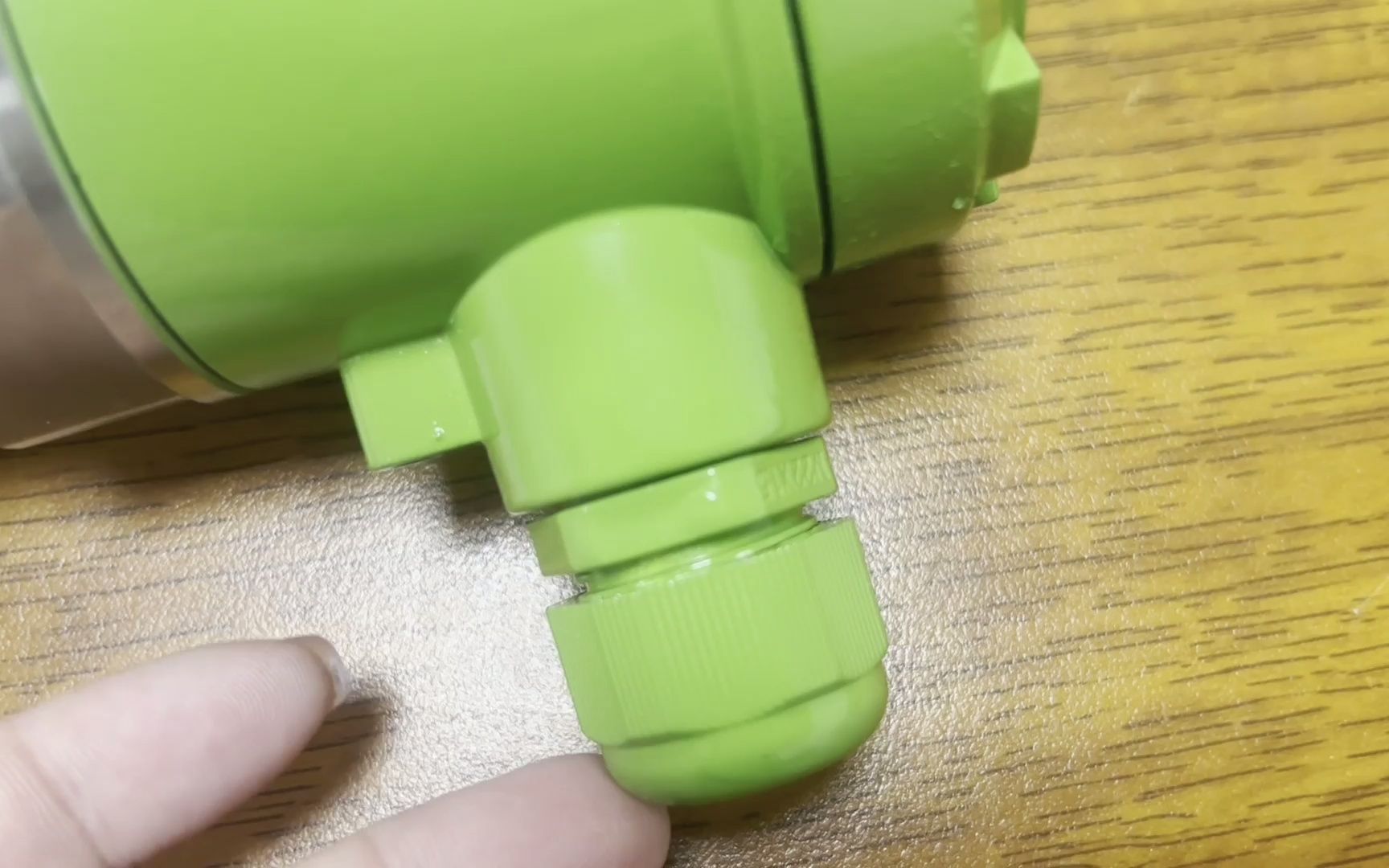 「佑富」侧装浮球液位计如何接线