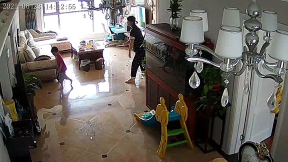 亲娘哎,孩子生病休假一星期还不能出门,在家我俩玩的挺嗨啊