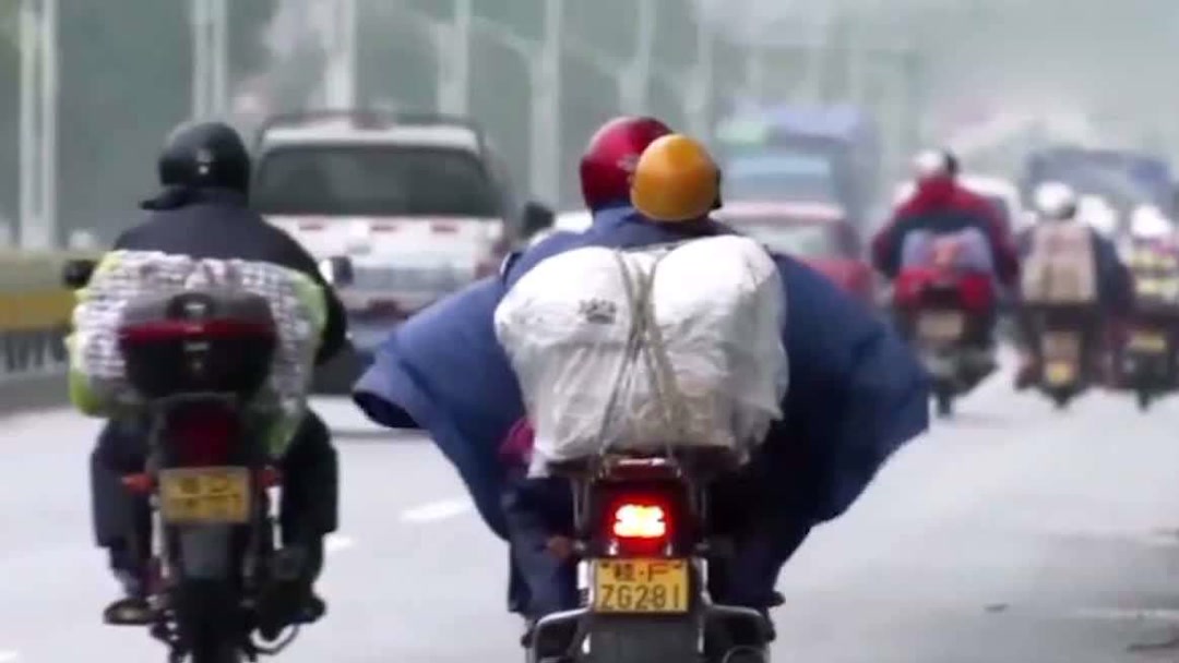 “摩托车返乡大军”即将上演,人没有变,方式却有了大变化!