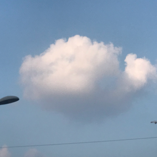 滴溜溜地转了一下 
