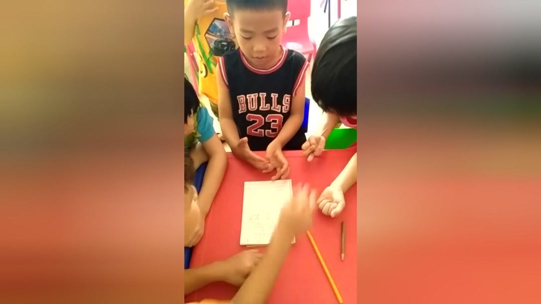 小太阳数学课堂【教你如何用手指算数】