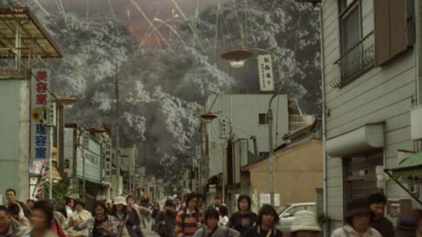 假如有一天日本发生大地震、大海啸,即将沉没,我国需要怎么做?