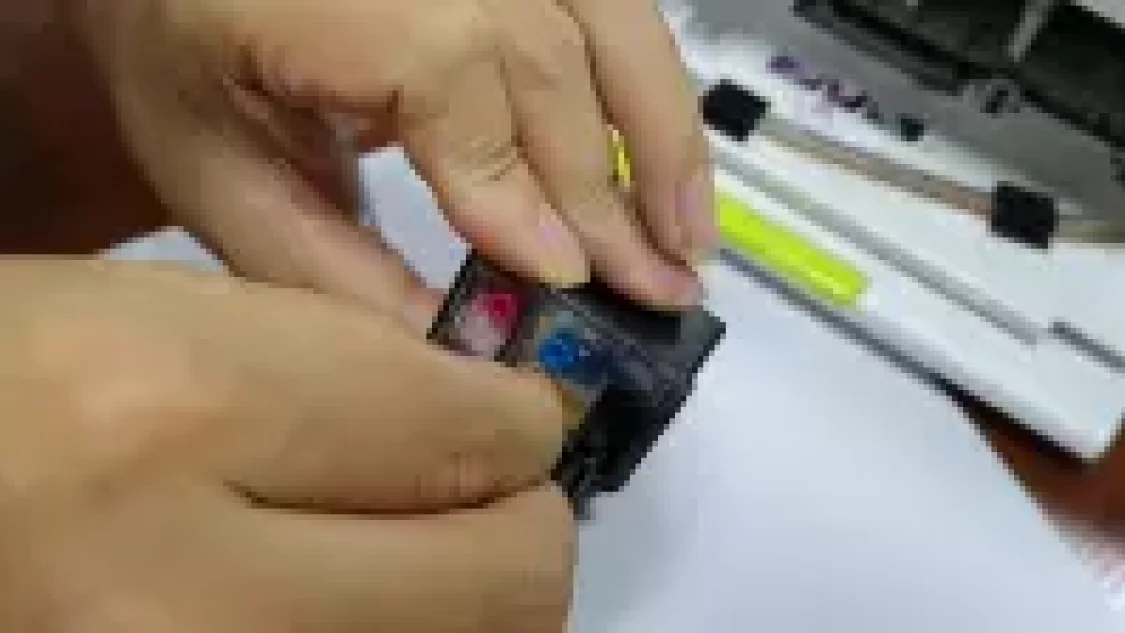 惠普连供打印机墨盒拆除和更换视频