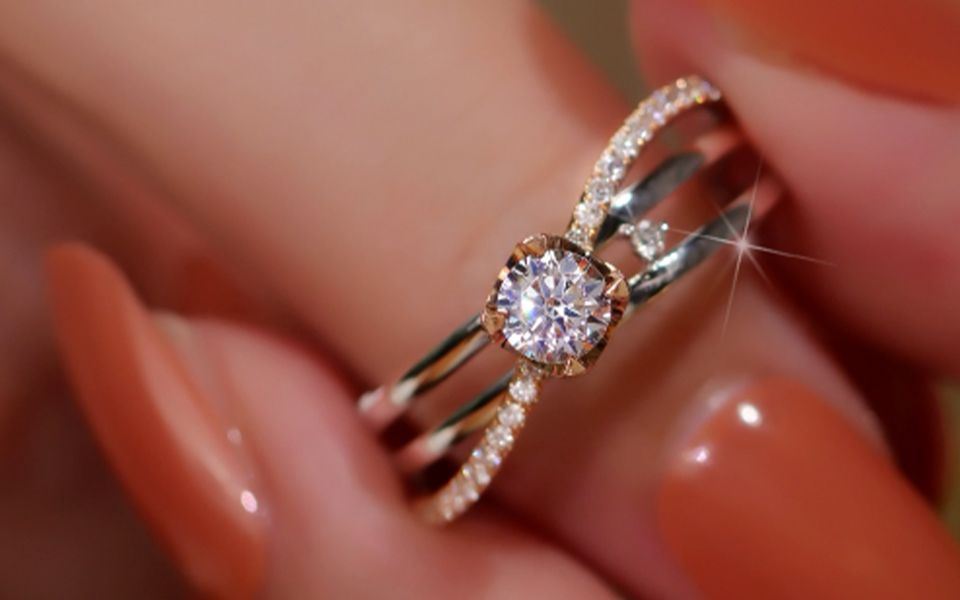 谛珂设计师手绘钻戒——逐月,映射出满月之华