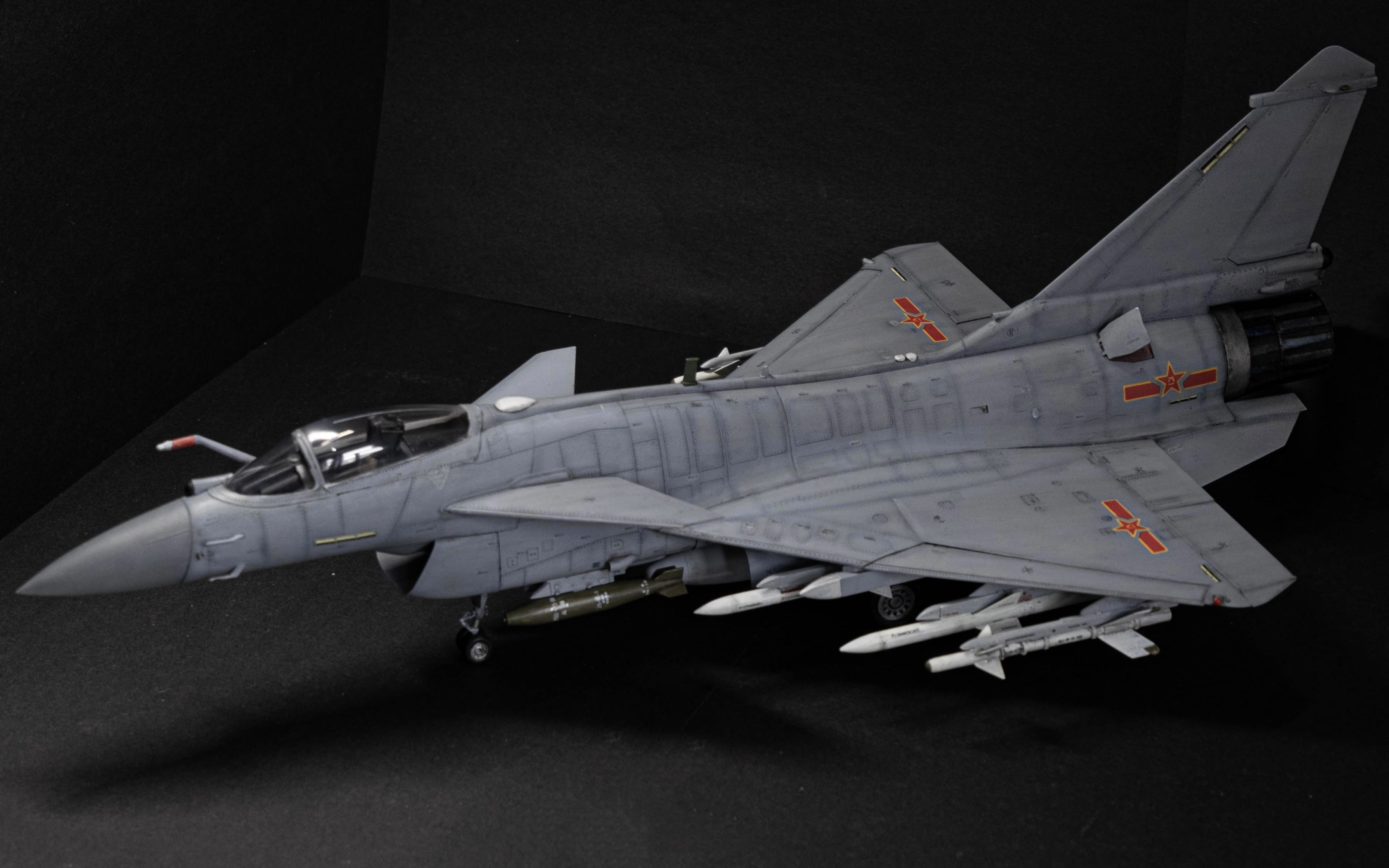 模型制作:中国人民空军J10b的诞生——制作的第一架飞机