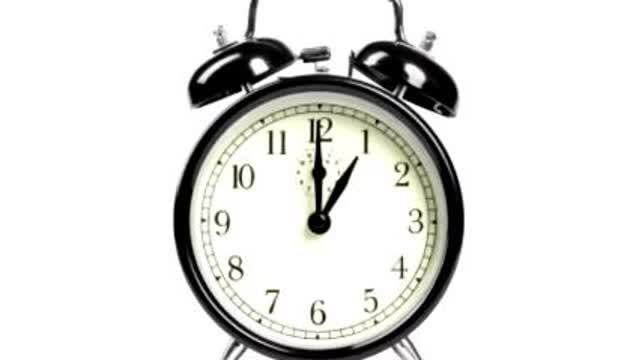 到底几点之后睡觉才算熬夜?大部分人都错了,同一个认知错误!