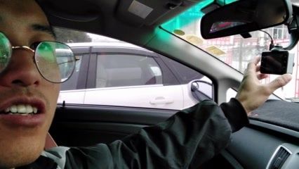 农村小伙把行车记录拆开后发现这个,直呼商家太黑!