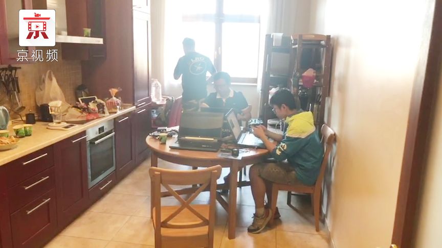 厨房变身媒体中心!快来看看BTV世界杯报道组的工作间