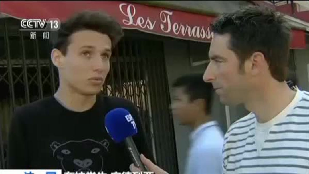 法国校园枪击事件:校长面对枪口挺身而出