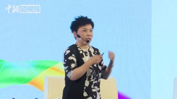 邓亚萍:当代女性正感受到自我价值的回归