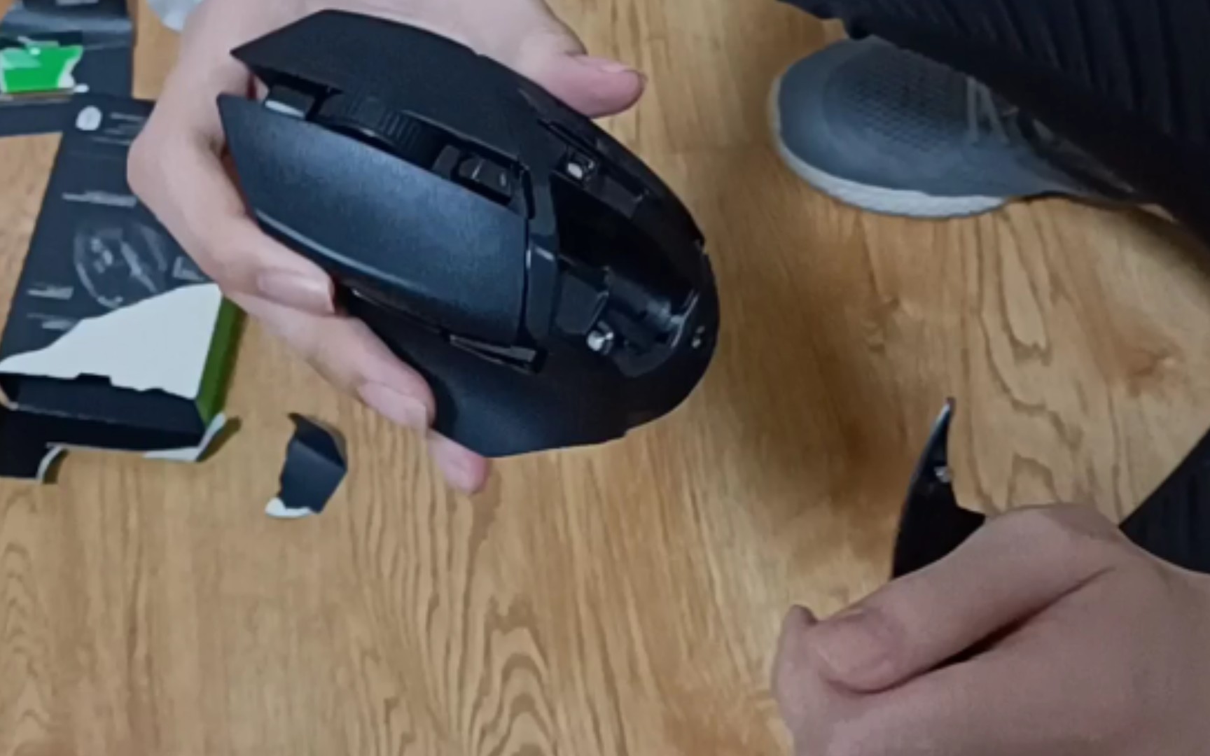 《第一次购买无线鼠标:巴塞利斯蛇X极速版》