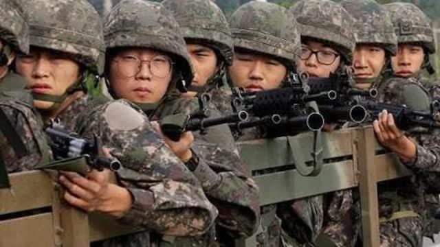 韩国四星上将的妻子竟把士兵当佣人!上将引咎辞职还不够,妻子更是倒...