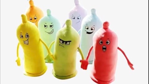 实拍安全套是怎么制作出来的,生产过程中的“模型”,太辣眼睛!