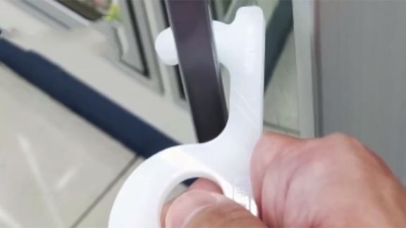 午FUN 丨疫情期间不想摸门把手?这款“开门神器”你值得拥有