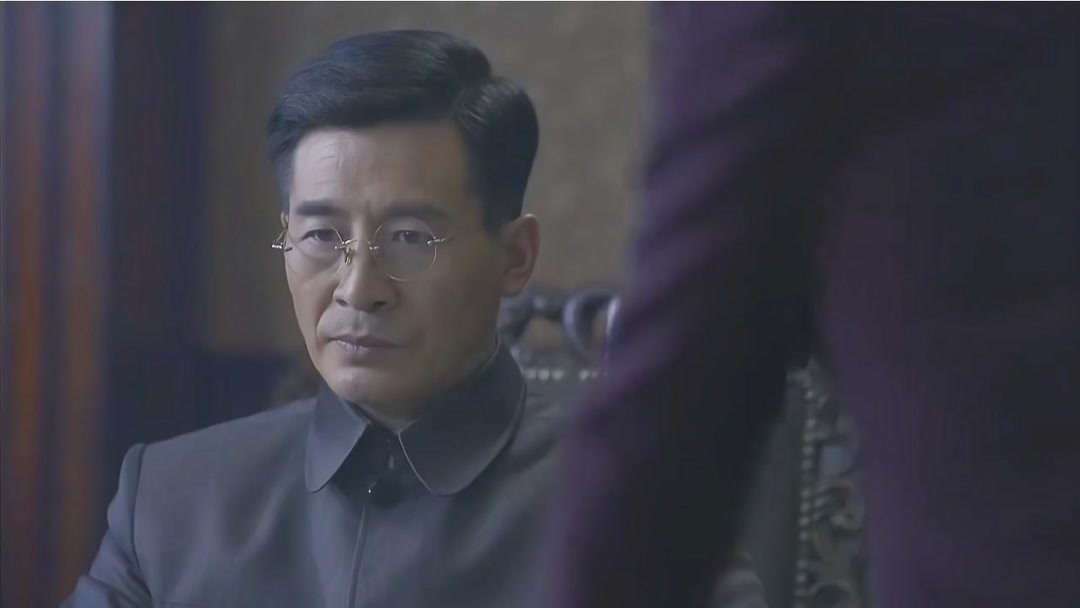 刀光枪影二十八集:高天行任务就是接近顾绍康,寻找机会将其杀害