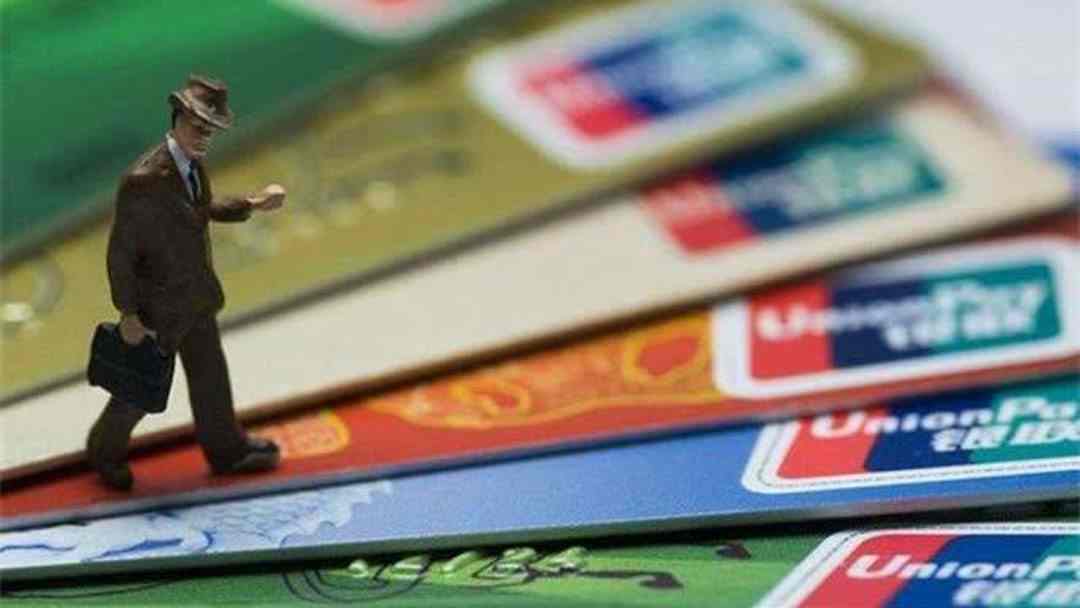 如果银行卡里面没钱了,不去银行注销会怎么样?银行经理透露实情